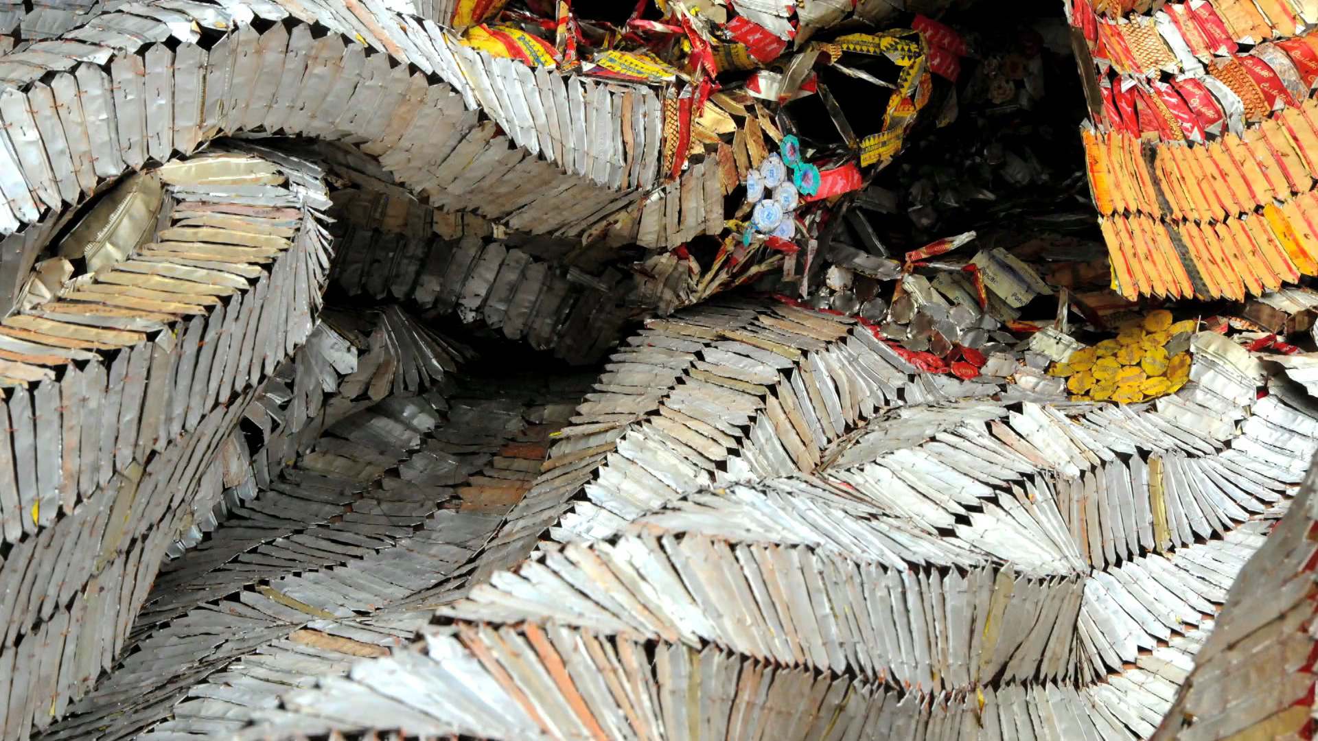 Exclusive | El Anatsui: Studio Process - Art21 Magazine