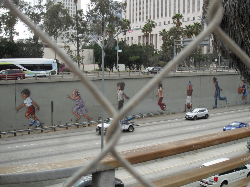 Freeway Flyers: The Olympic Murals - Art21 Magazine